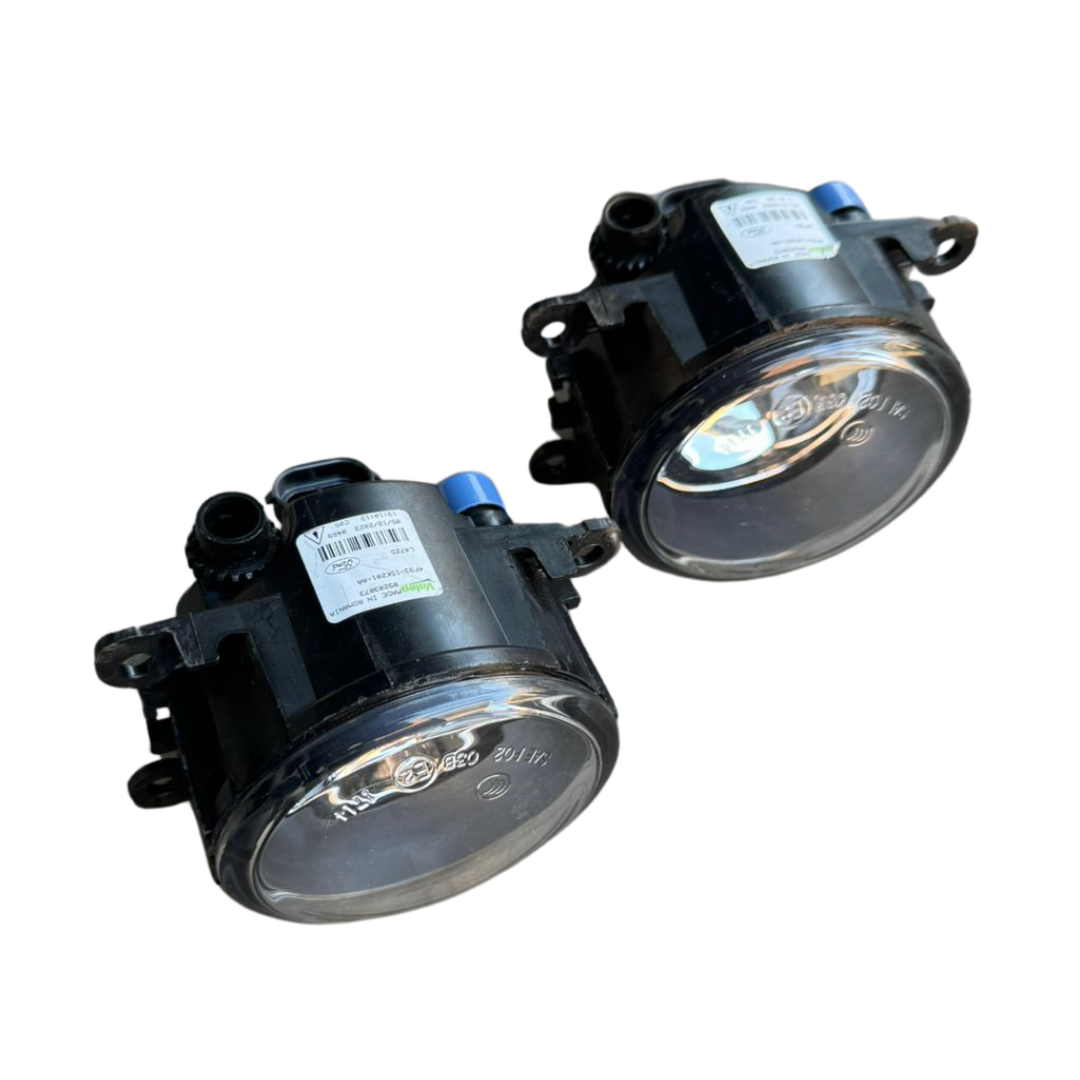 Nissan Np200 Fog lamp set ( Spot lamp) – Auto Supply Africa